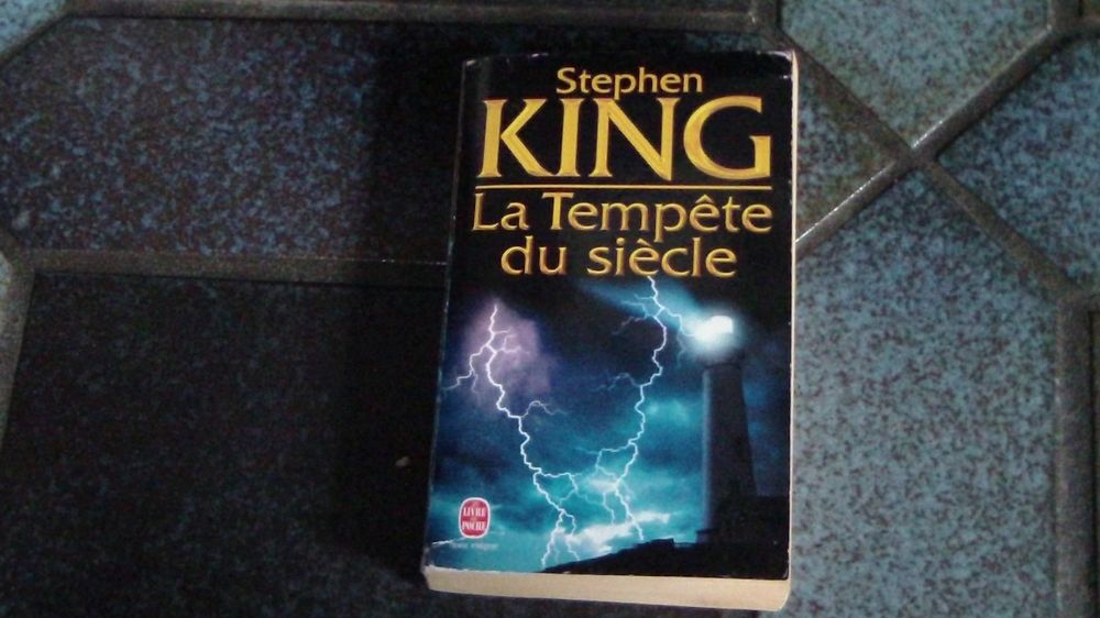 Livre de poche Stephen King la tempête du siècle (Gebraucht) in ...
