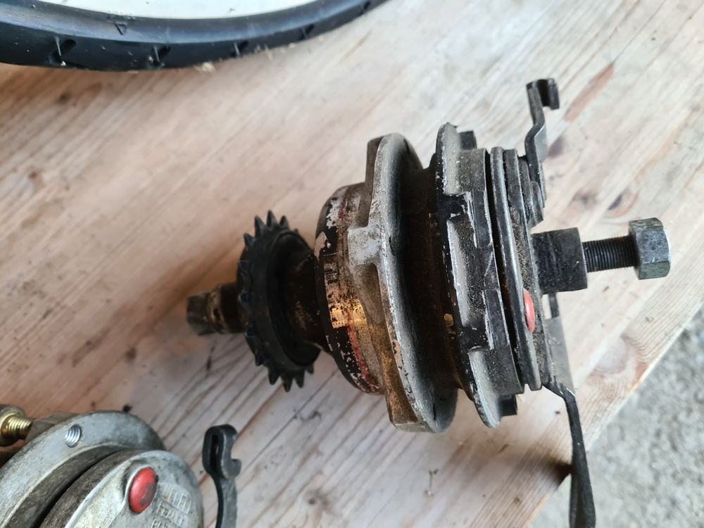 Felgen und Naben mit neuen Pneu Original Puch Dot 17" | Kaufen auf Ricardo