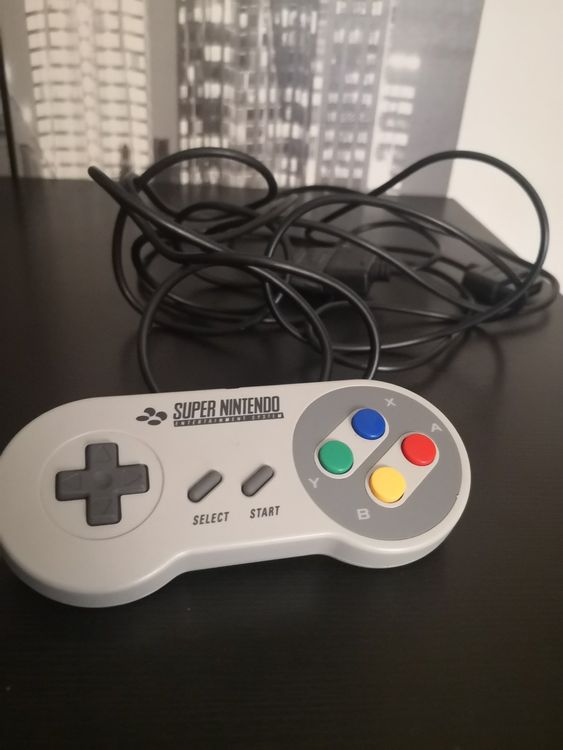 Super Nintendo Original Controller (Gebraucht) in Schaffhausen für CHF ...