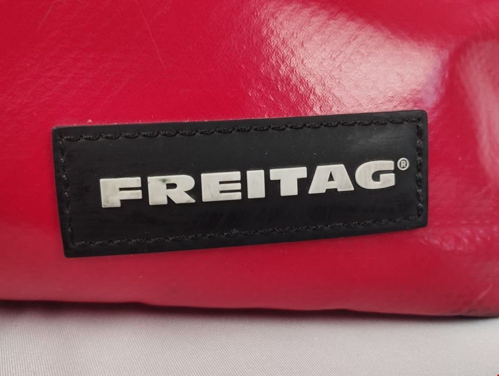 FREITAG Sporttasche Lois F45 rot | Kaufen auf Ricardo
