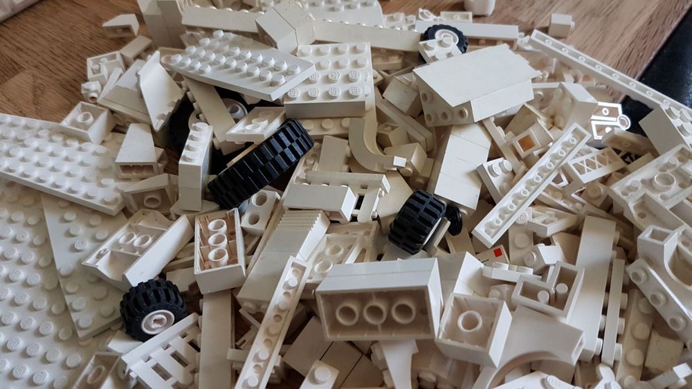 0.5 kg légos blancs (Gebraucht) in Saxon für CHF 5.3 – mit Lieferung ...