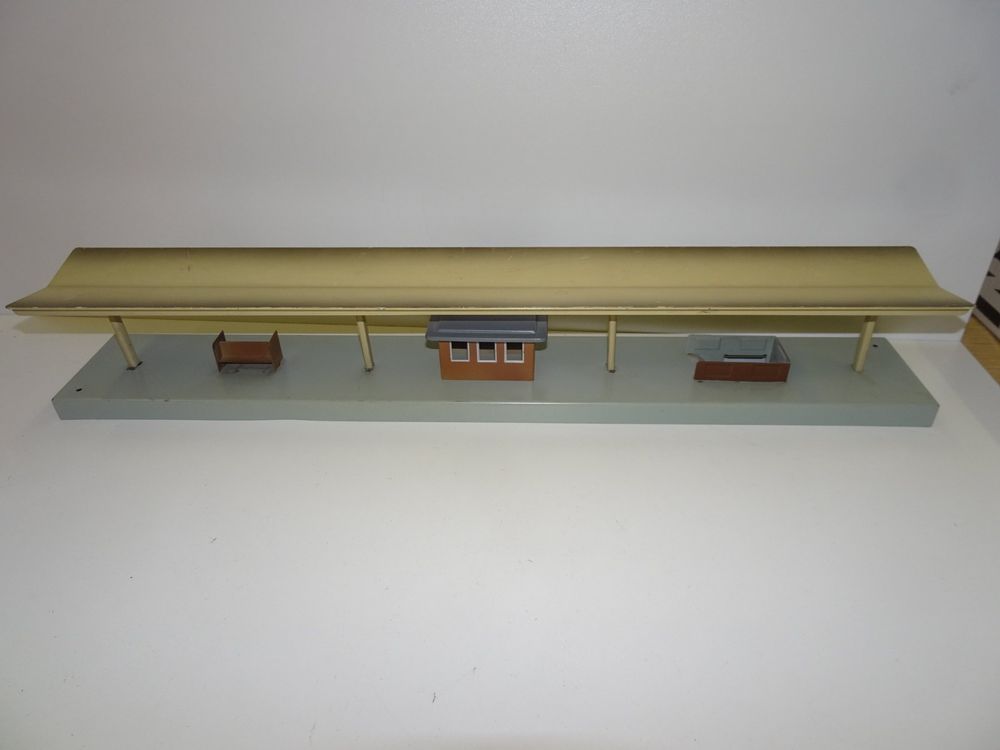 Märklin Perron Bahnhof Bahnsteig Blech HO 51 x 7.5 cm (Gebraucht) in ...