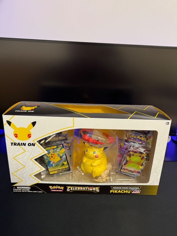 Pokemon Pikachu Premium Figure Collection ENG (Neu und originalverpackt ...