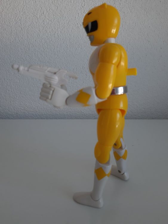 Mighty Morphin Power Rangers Yellow Ranger Action Figure (Gebraucht) in ...