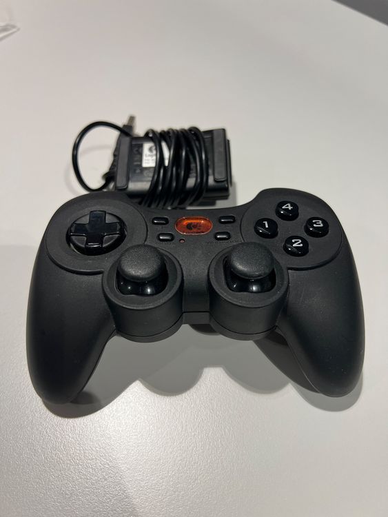 Logitech Wireless Controller Gamepad für PC! Top! (Gebraucht) in Baden ...