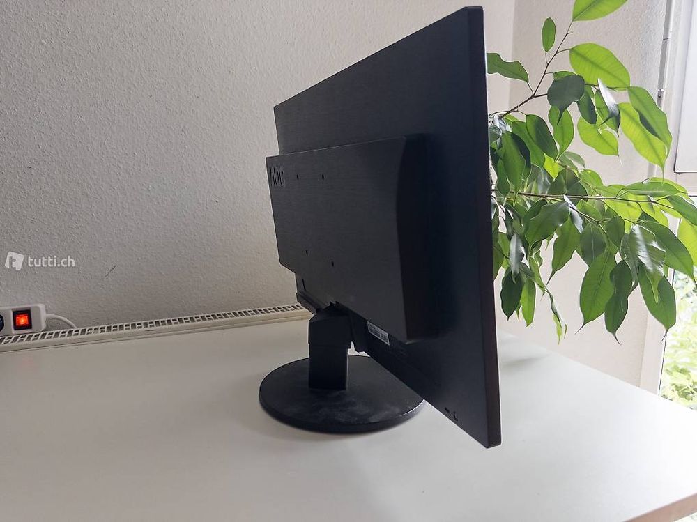 AOC 24 Zoll Monitor | Kaufen auf Ricardo