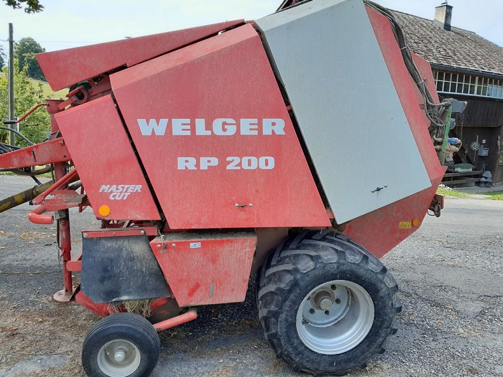 Rundballenpresse Welger RP 200 (Gebraucht) in Affoltern für CHF 6759 ...