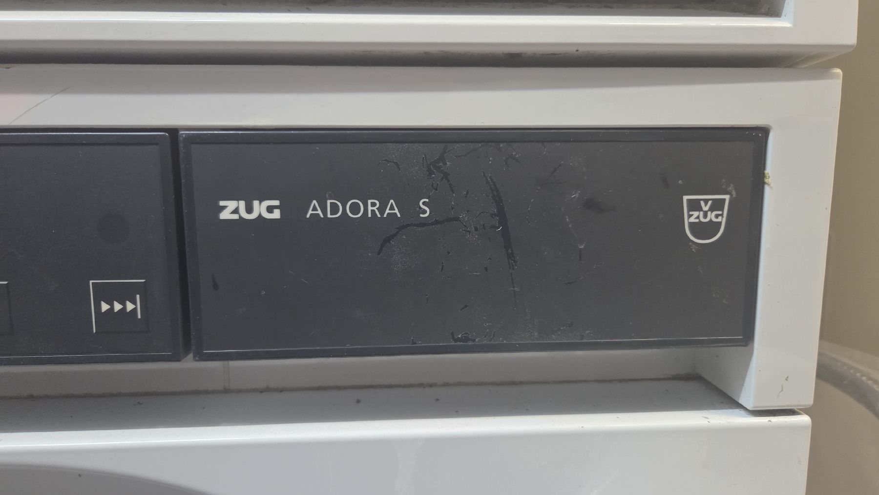 Lave-linge et sèche-linge ZUG Adora (D'occasion) à Les Reussilles pour ...