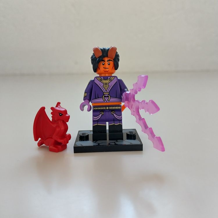 Lego Dungeons & Dragons - männlicher Tiefling Zauberer | Kaufen auf Ricardo