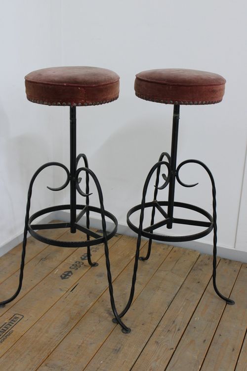 Zwei Vintage Metall Hocker (Gebraucht) in Volketswil für CHF 50 – nur Abholung auf Ricardo kaufen