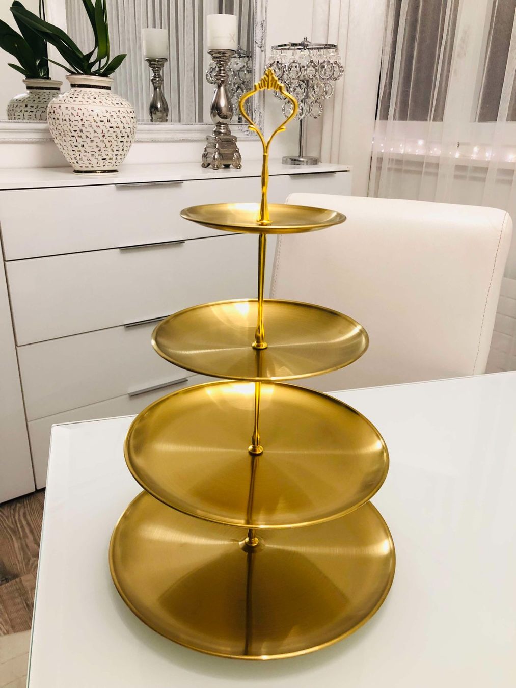SONDERPREIS 🥰 XXL Goldige Etagere, 4-stöckig (Neu (gemäss Beschreibung)) in Bern für CHF 19.9 ...