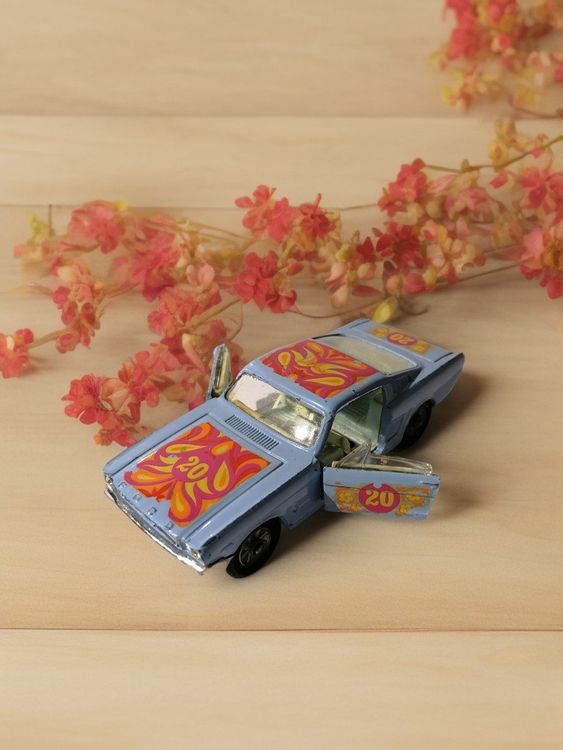 Corgi 348 MUSTANG FASTBACK 2-2 FLOWER POWER (Gebraucht) in Binningen ...