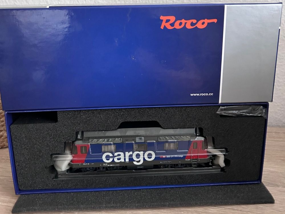 SBB Roco Re 421 389-8 Cargo DC SOUND (Neu und originalverpackt) in ...