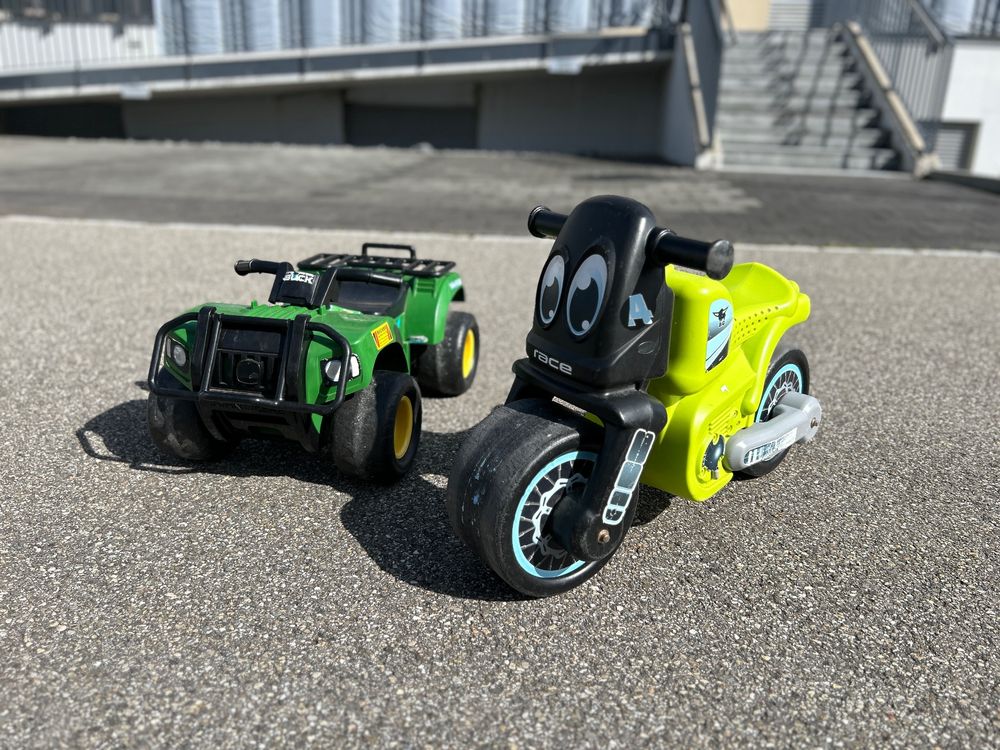 Bobby Cars: John Deere Quad & Big Racing Bike (ab 2.5 Jahren (Gebraucht) in Hildisrieden für CHF ...