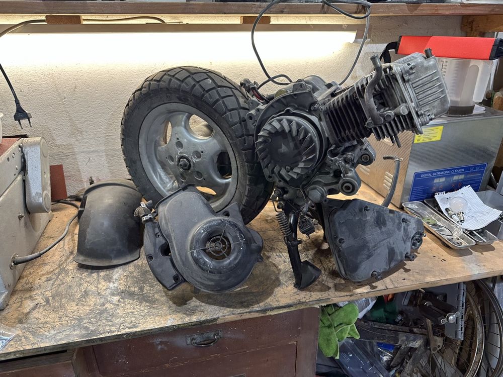 Vespa ET4 50ccm Motor als Ersatzteillager | Kaufen auf Ricardo