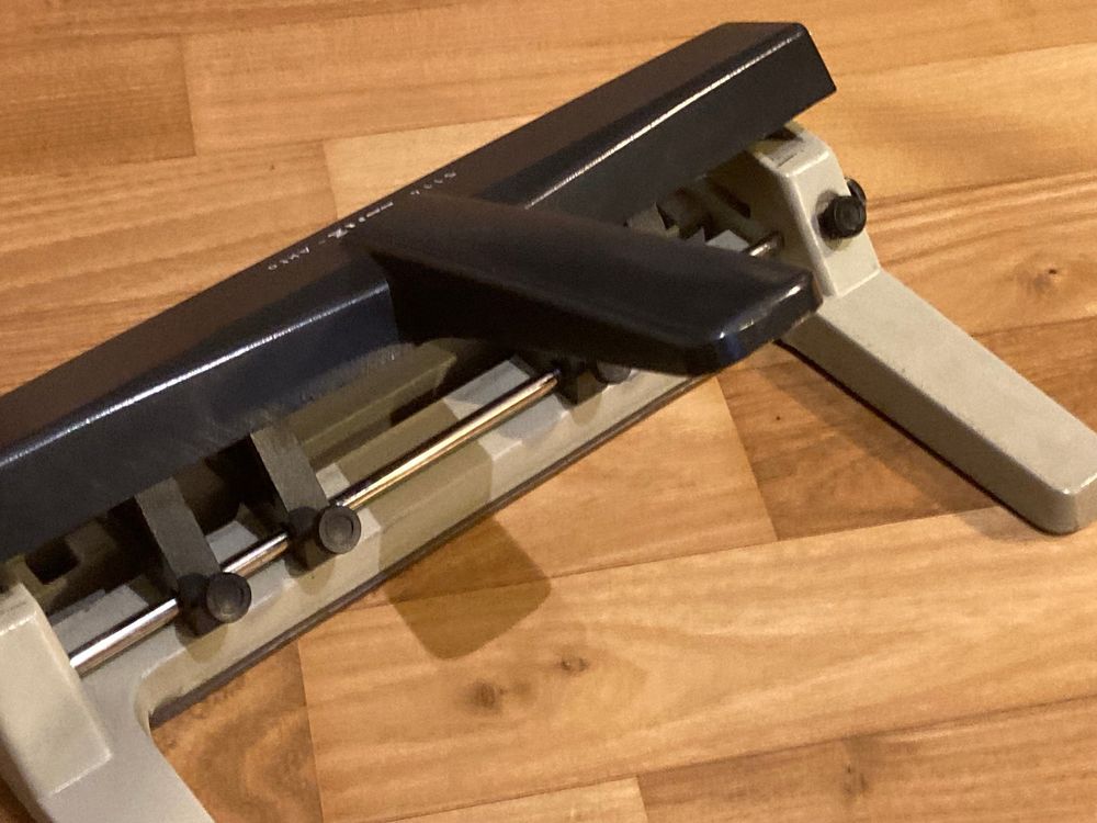 Locher - Leitz 5114 - Mehrfachlocher - 4 Loch einstellbar ! | Kaufen ...