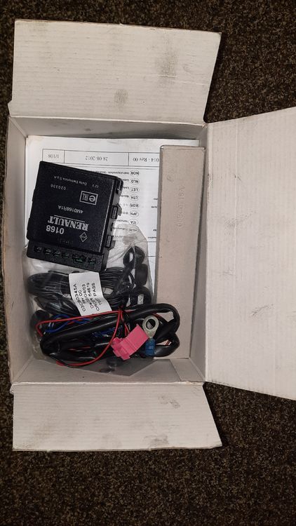 Einparkhilfe Renault 8201373014 UNIVERSEL (Neu und originalverpackt) in ...