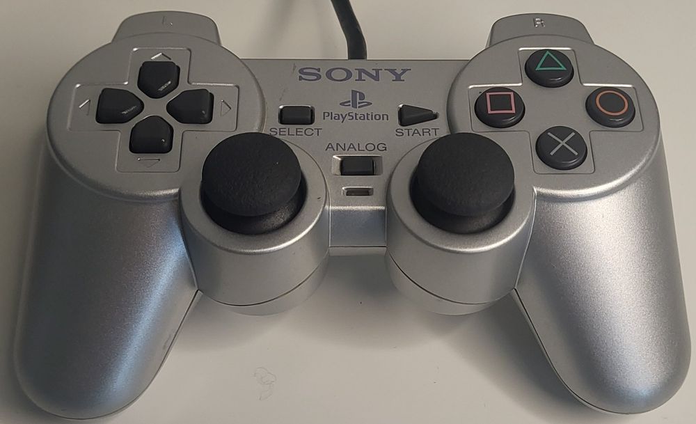 Original PS2-Controller Silber | Kaufen auf Ricardo