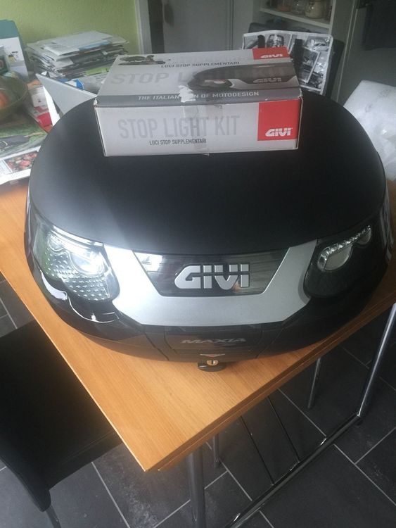 Givi Maxima mit Stop licht kit | Kaufen auf Ricardo