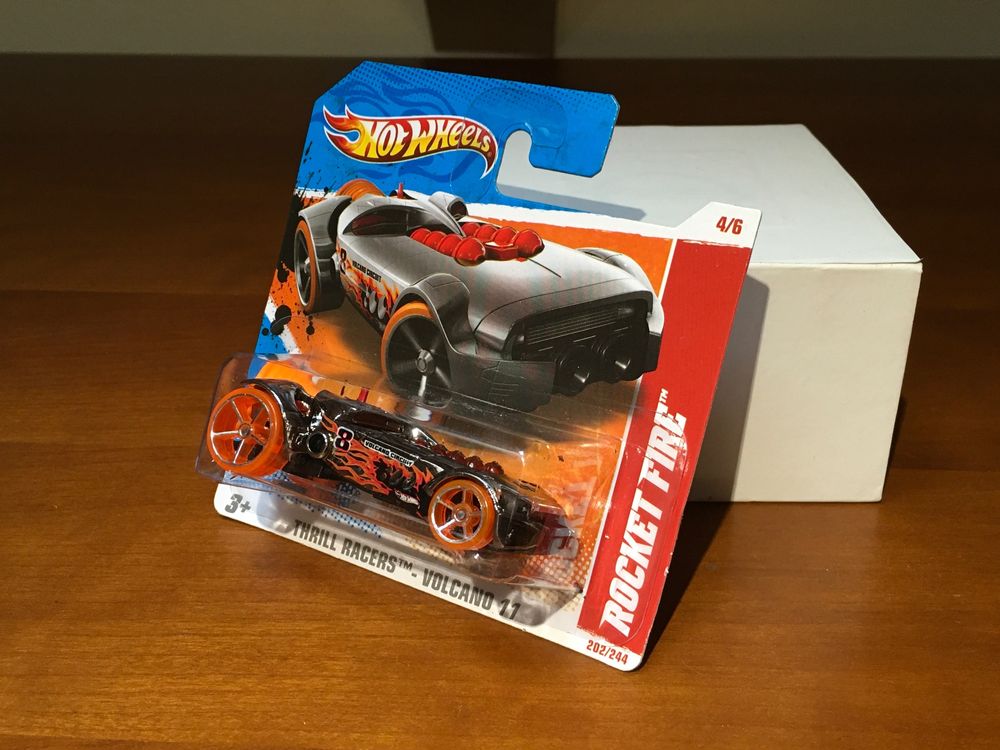 Rocket Fire 1/64 Hot Wheels 11 HW Thrill Racers - Volcano (Neu (gemäss ...