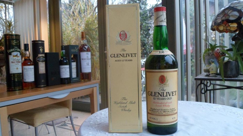Glenlivet Unblended All Malt 12 YO 1970s (Neu und originalverpackt) in Uezwil für CHF 101 – mit ...