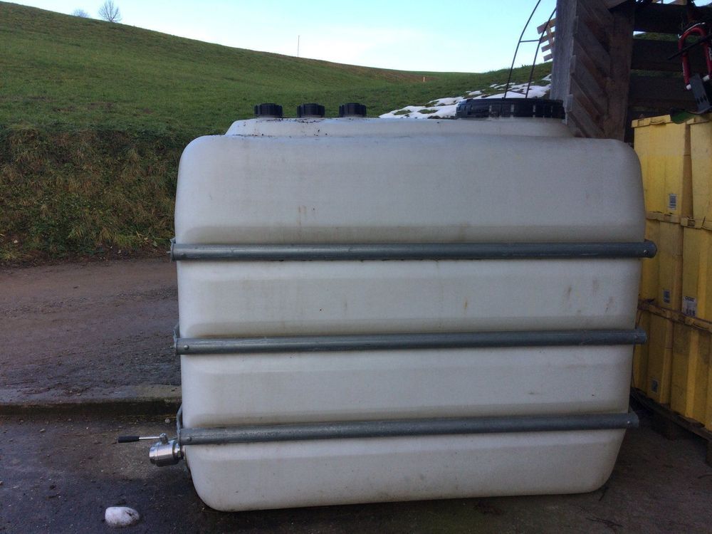 Kunststofftank Dehoust 2500L | Kaufen auf Ricardo