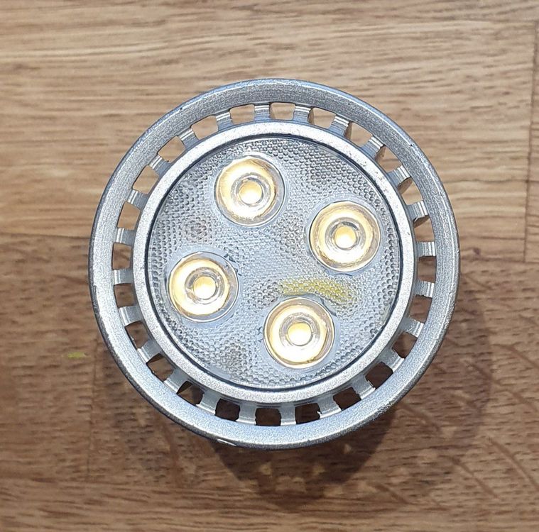 Samsung LED Spot 7.7W/450lm/3000K/GU10 (Gebraucht) in Wolhusen für CHF ...