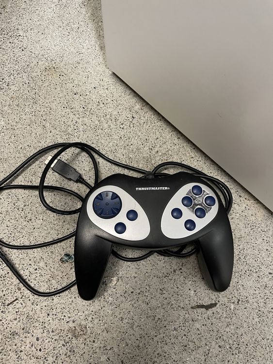 Controller (Gebraucht) in Sargans für CHF 1 – mit Lieferung auf Ricardo ...