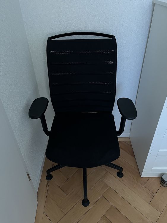 Chaise de bureau pivotante, noire, confortable ZÜCO CUBO (D'occasion) à ...