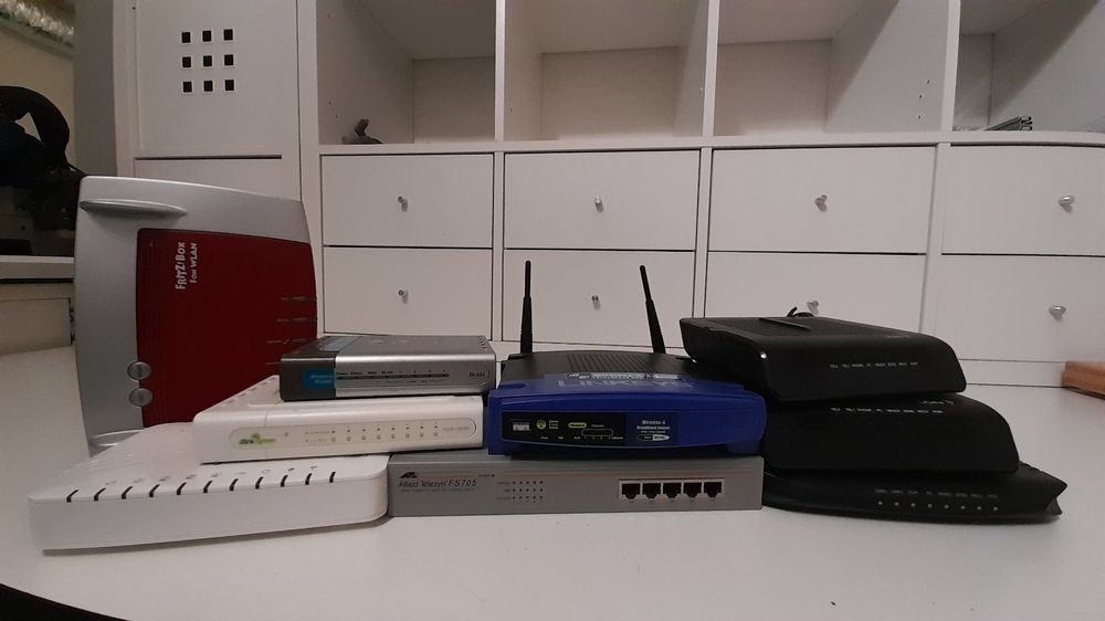 WLAN, Router, Switch, Fritz Box, Modem's | Kaufen auf Ricardo
