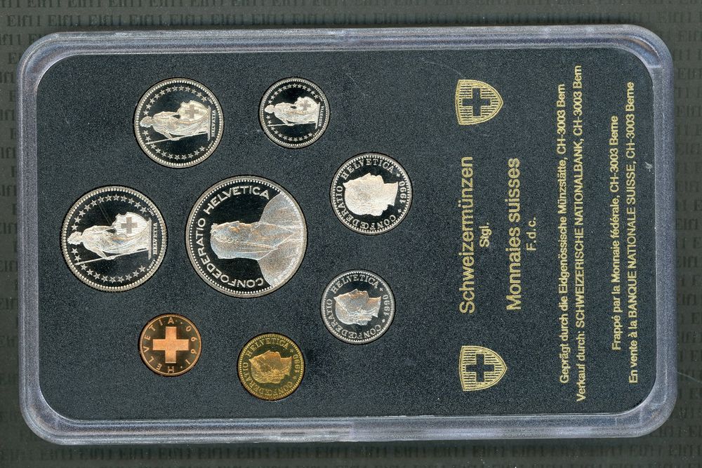CHF-Münzsatz 1990 stgl Jahrgangssatz (Neu und originalverpackt) in Widnau für CHF 60 – mit ...