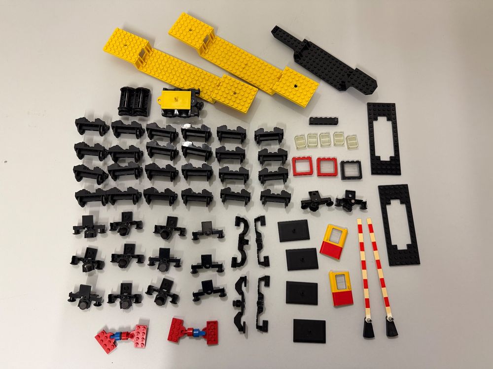 LEGO Eisenbahn und Zug Teile / Bahnschranken /Fenster ab 1.- (Gebraucht ...