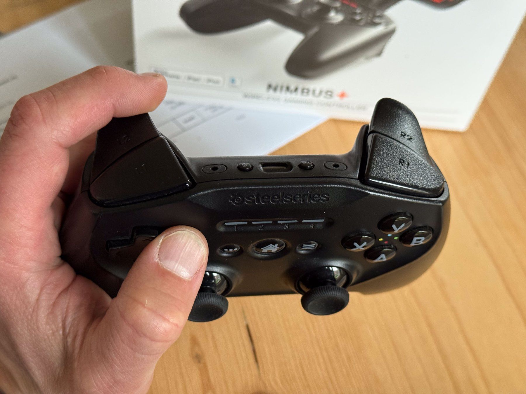Game Controller Steelseries Nimbus+ (Gebraucht) in Solothurn für CHF 1 ...