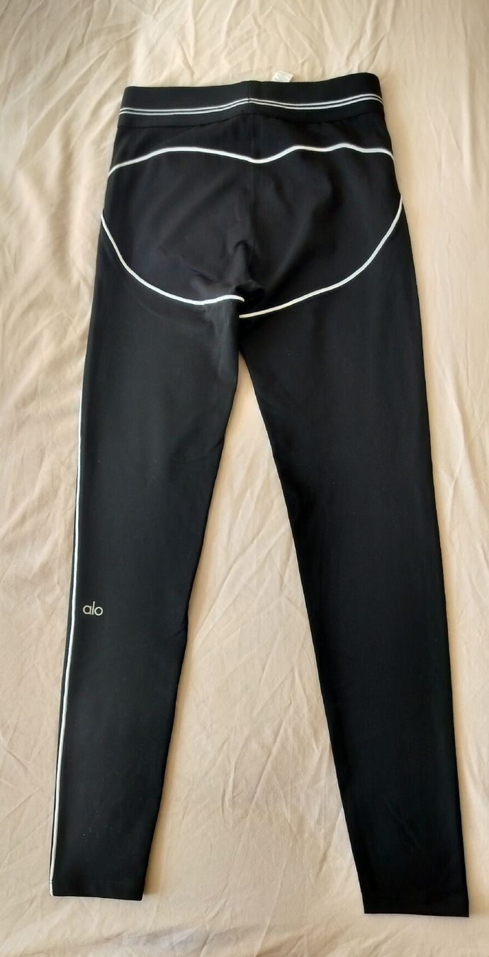 ALO Yoga Set: Airbrush Legging & Bra - Black/White New! (Neu und ...