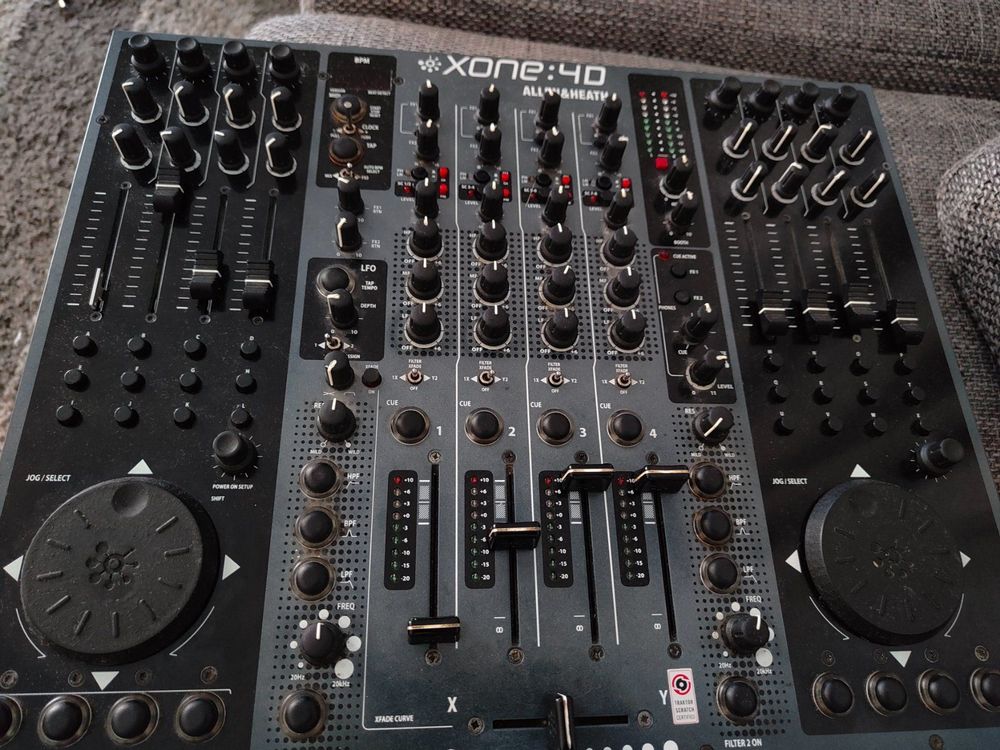 Allen & Heath xone 4d defect | Kaufen auf Ricardo