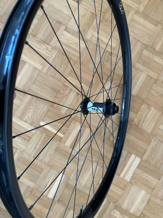 Oquo MP30 Team Carbon Laufradsatz 29 boost (Gebraucht) in Schliern b. Köniz für CHF 740 – nur ...