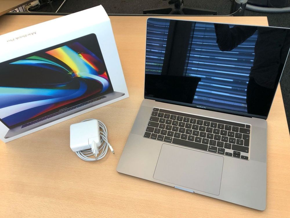 MacBook Pro, 16", 32 GB Ram, Intel i9, 1TB - Fast neu (Gebraucht) in ...