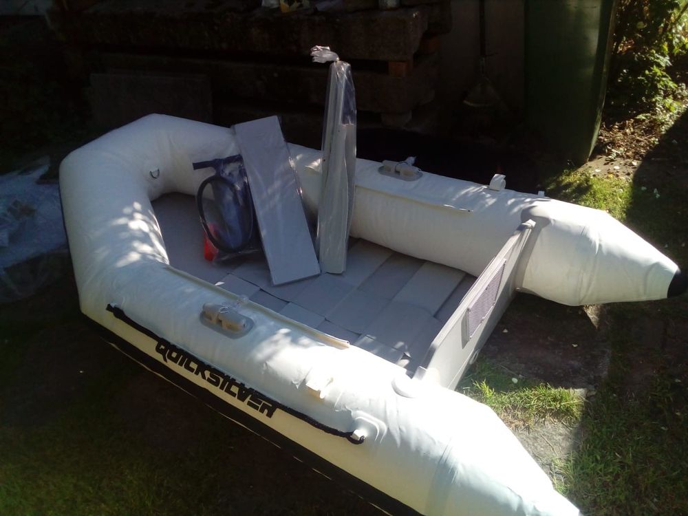 Quicksilver 240 Tendy Boot Schlauchboot (Neu und originalverpackt) in ...