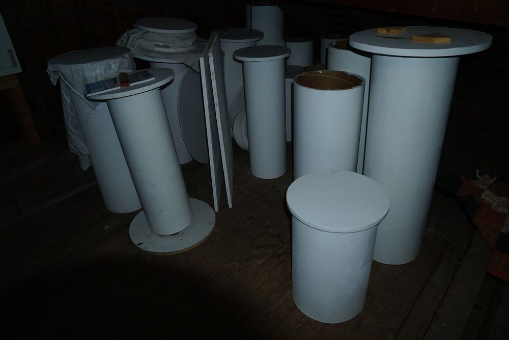 Sockel für Objekte in Ausstellungen | Kaufen auf Ricardo