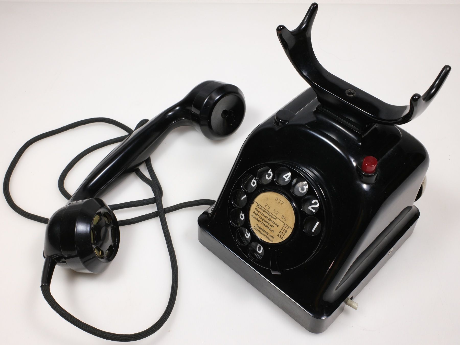 Antikes PTT Tisch-Telefon Modell 29 mit roter Steuer-Taste (Gebraucht ...