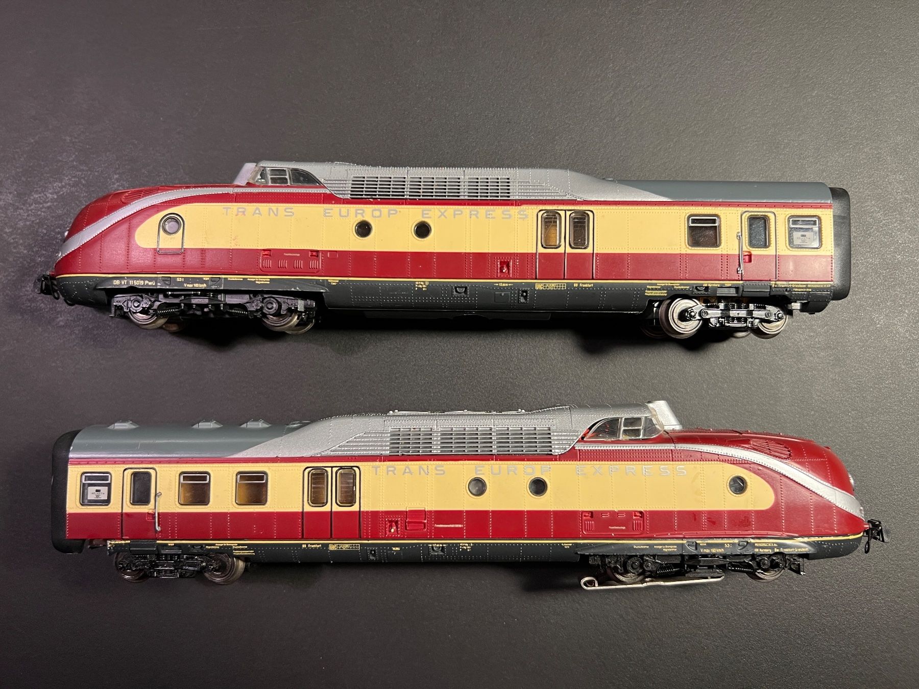 TEE Trans Europ Express "Helvetia" Set, 5 Wagons, 2 Loks (Gebraucht) in ...