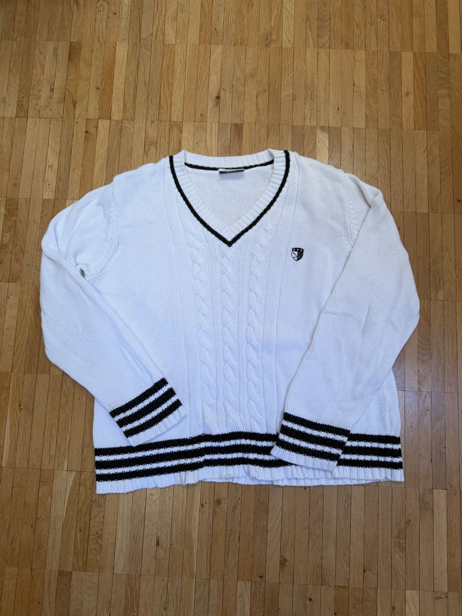 Cable Knit V-Neck Winter Sweater - Preppy Style, Warm! (Neu (gemäss ...