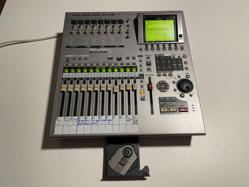 Roland VS-2400CD 24-Bit Digital Studio Workstation (Gebraucht) in Biel ...