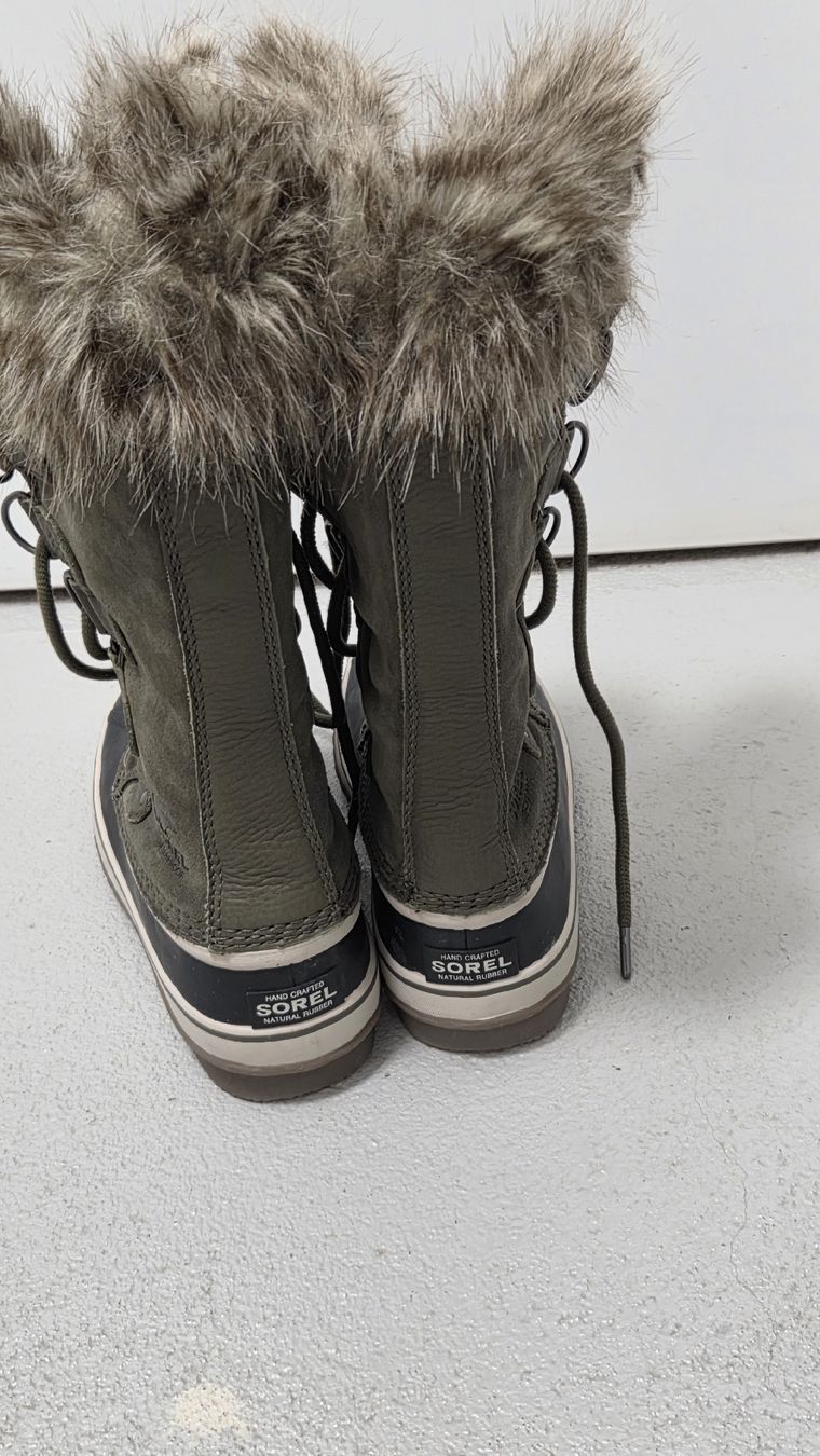 Bottes Sorel (Neuf (Voir description)) à Le Pâquier-Montbarry pour CHF ...