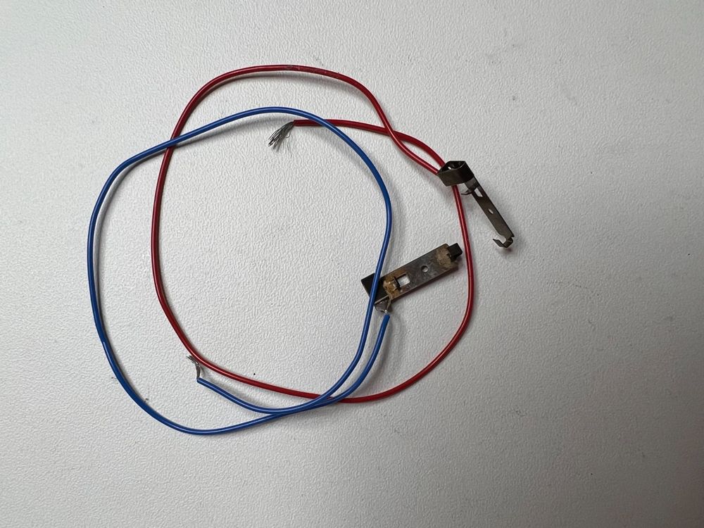 Trix-Anschlussklemme (66519) mit Kabel (Gebraucht) in Basel für CHF 3 ...