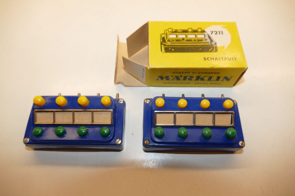 Märklin H0: 2xSchaltpult K.Nr.7211 (Gebraucht) in Niederhasli für CHF ...