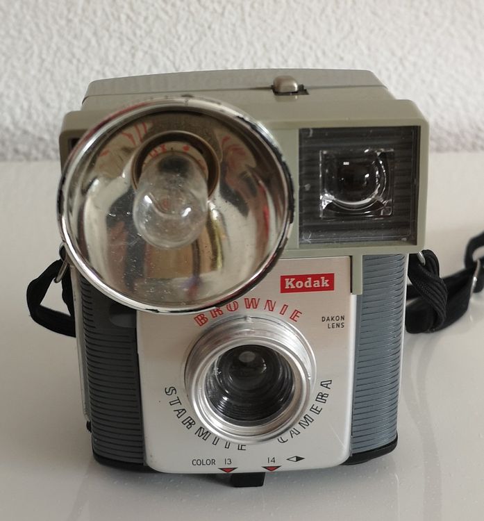 Kodak Brownie Starmite Camera mit 6 Blitzlichter in Lederbox | Kaufen ...
