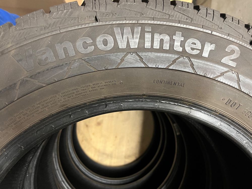 Winterreifen Continental 215/65R16C (Gebraucht) in Langnau am Albis für ...