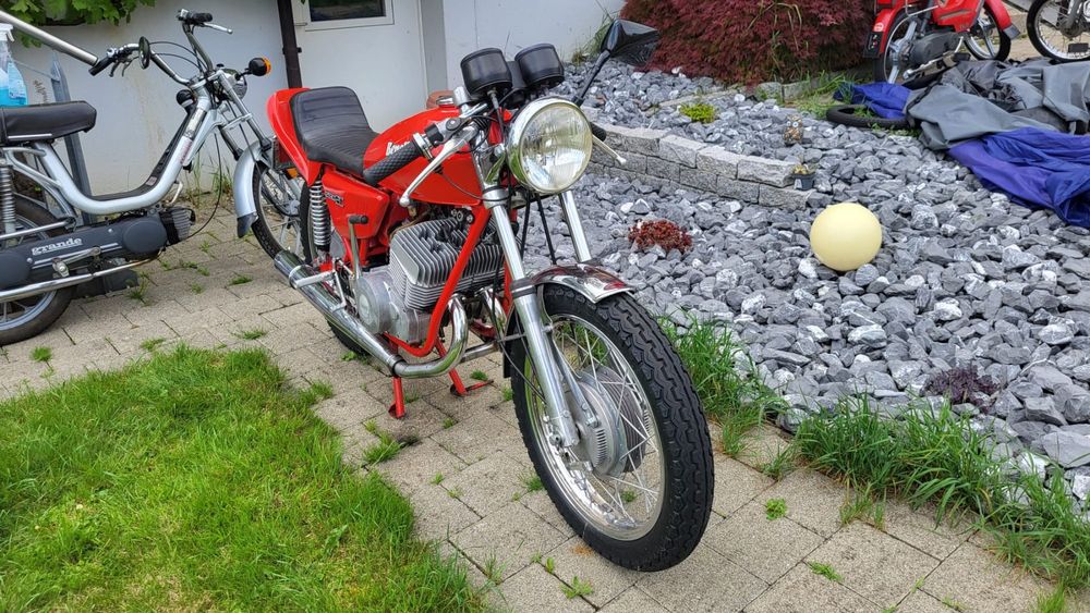 Benelli 250 2C - Umgebaut auf Einsitzer - Toller Cafe Racer (Gebraucht ...