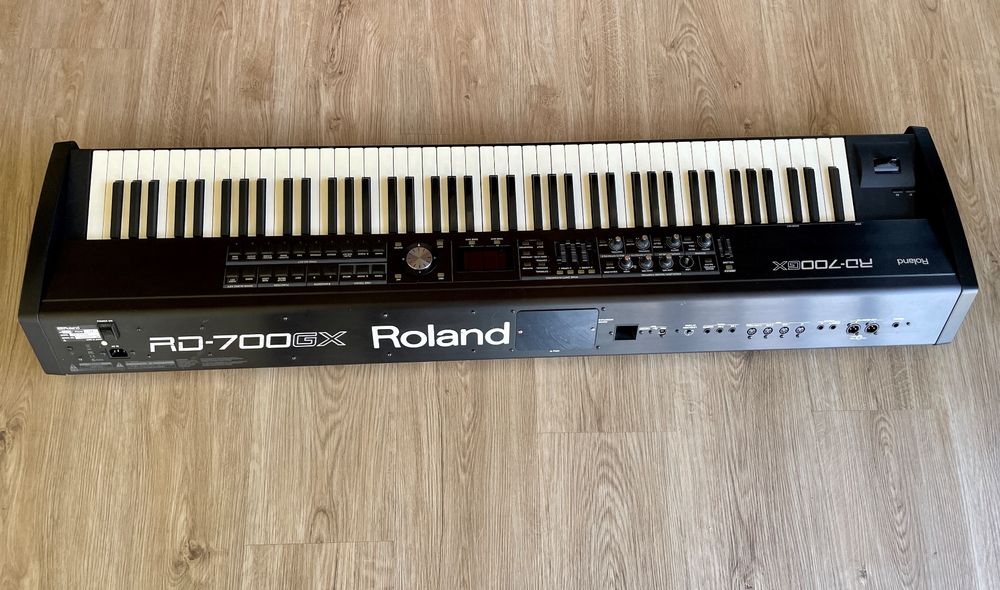 Roland RD-700GX (Gebraucht) in Tägerwilen für CHF 356 – mit Lieferung ...